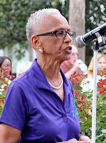 Kay-Fields-speaking - LkldNow