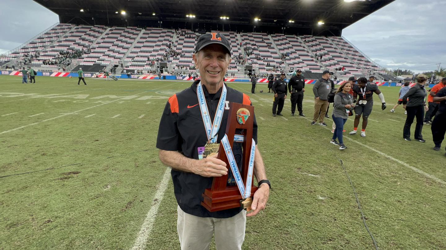 LHS Football Coach Bill Castle Retires After 52 Years - LkldNow