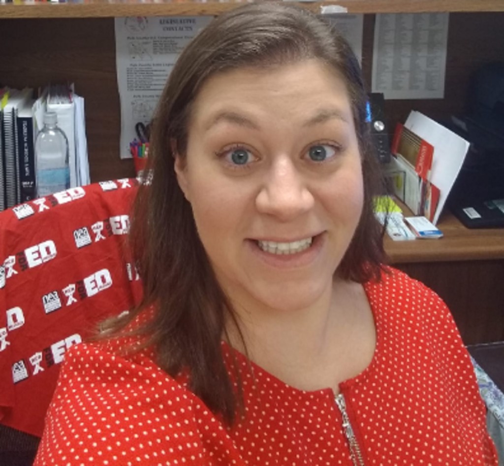 Teachers' Raises Will Arrive Before Christmas - LkldNow