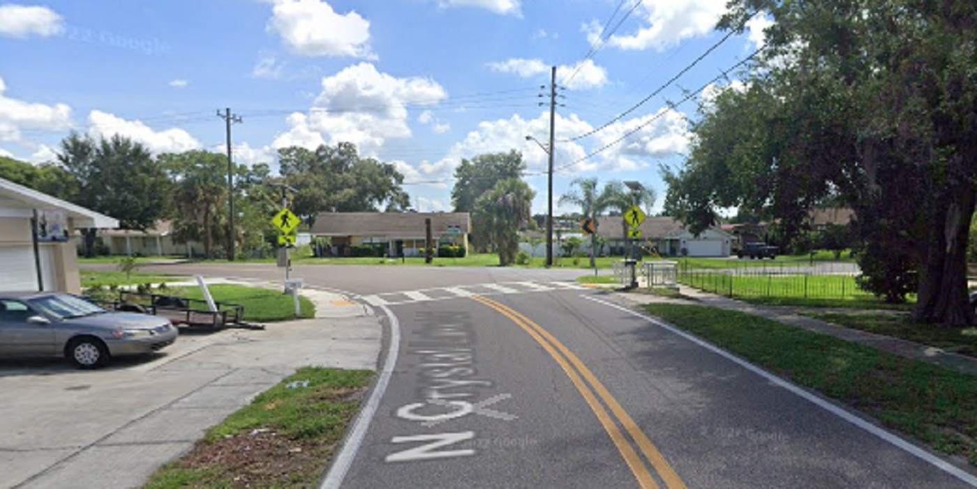 CarThroughHouseGoogleMaps - LkldNow