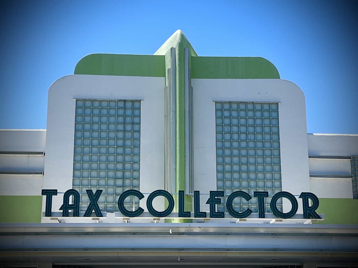 Scenic Tax Collector Office - LkldNow