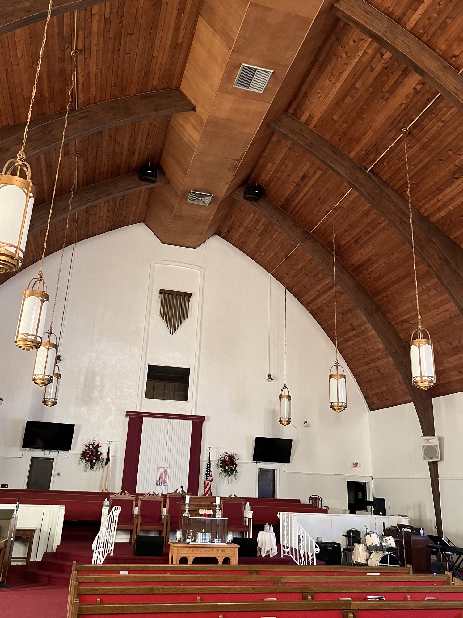 First Institutional Baptist Church INterior - LkldNow