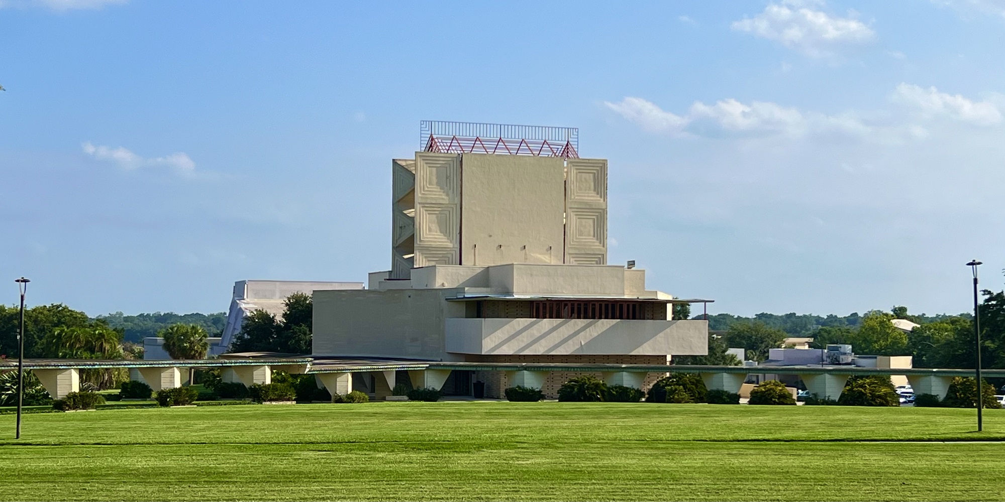 Annie Pfeiffer 1 - LkldNow