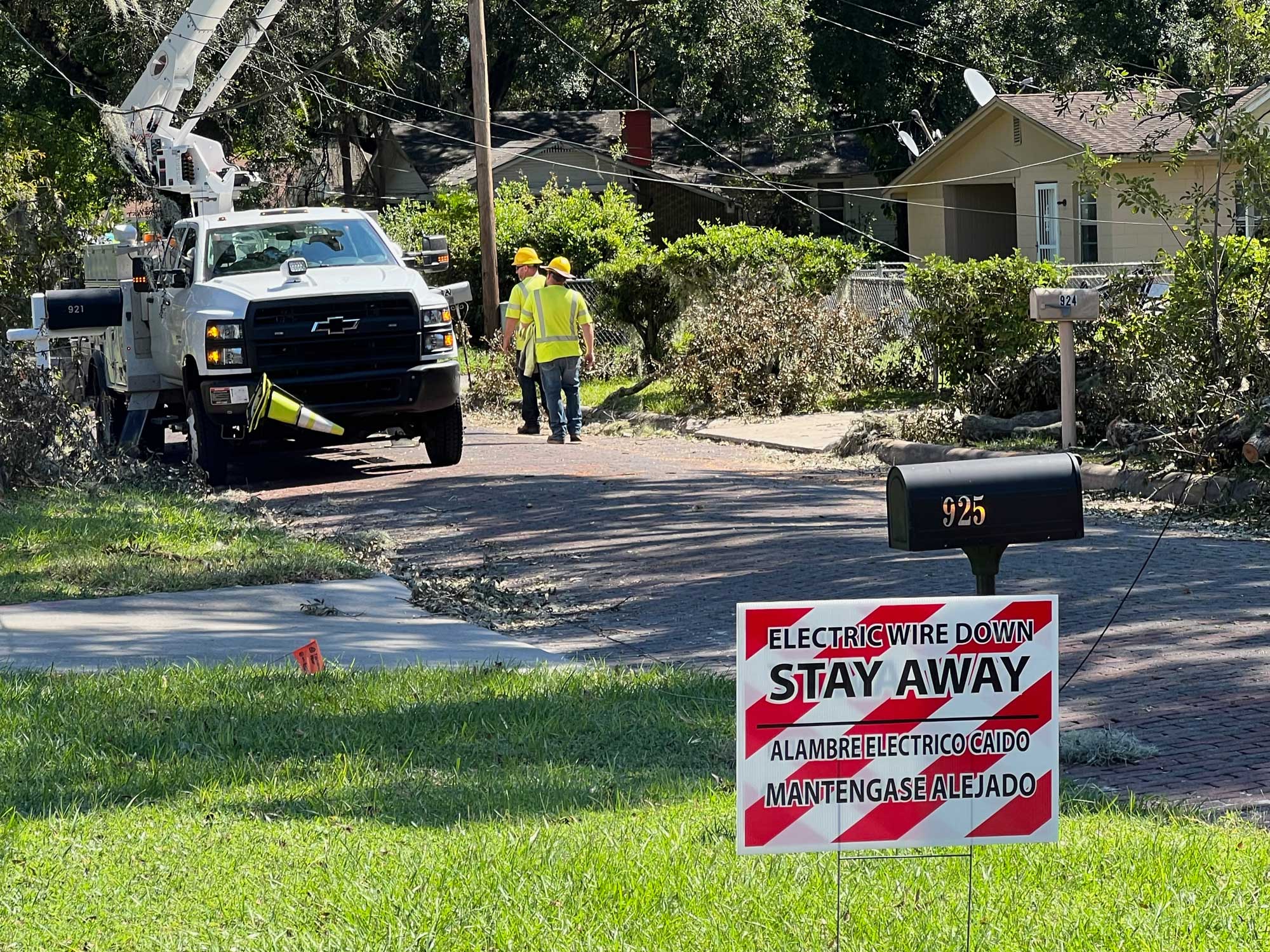 stay-away-sign - LkldNow