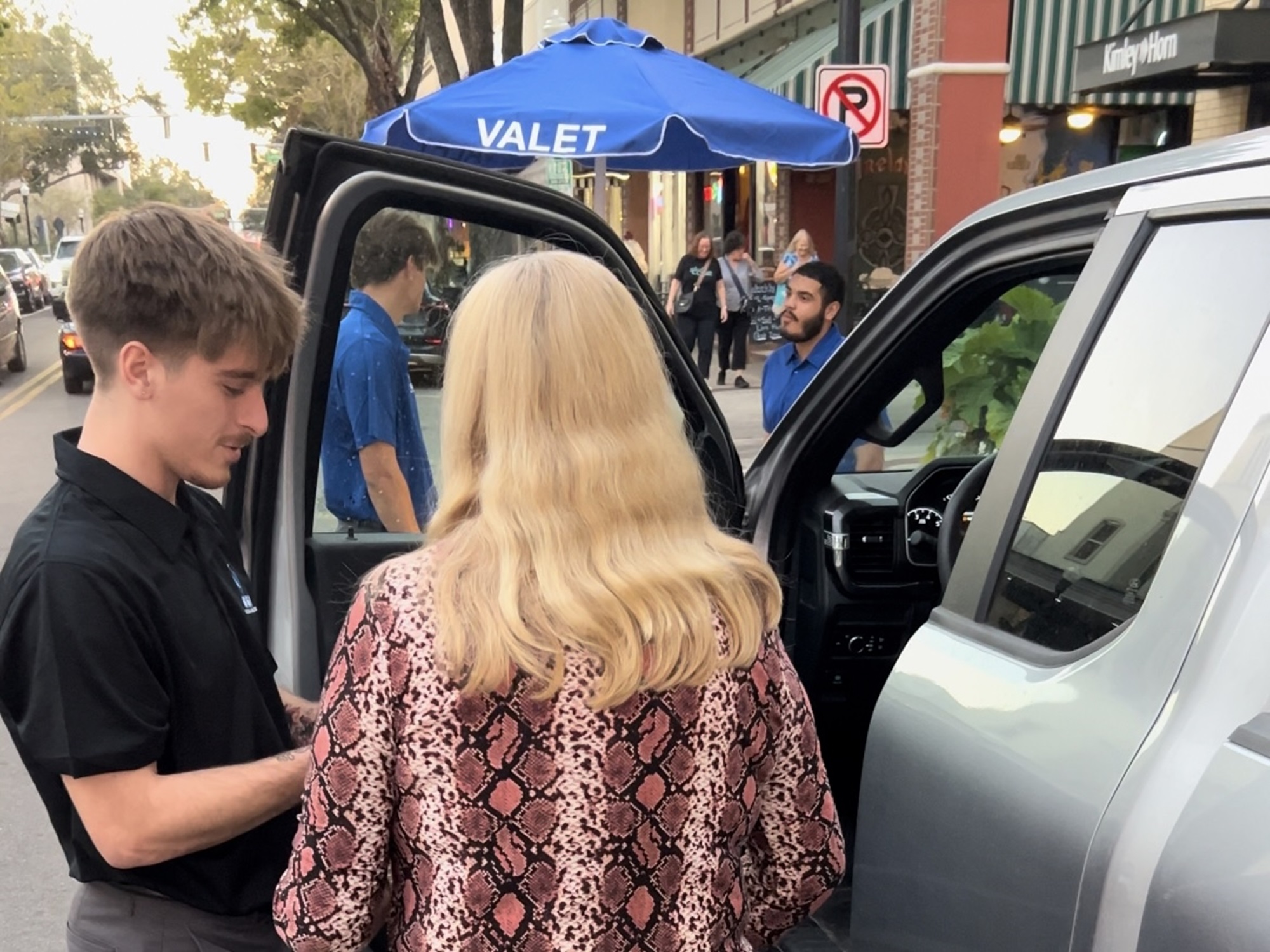 Valet Parking - LkldNow